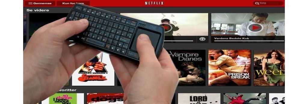 Streamning with Chill Deltaco Mini Keyboards